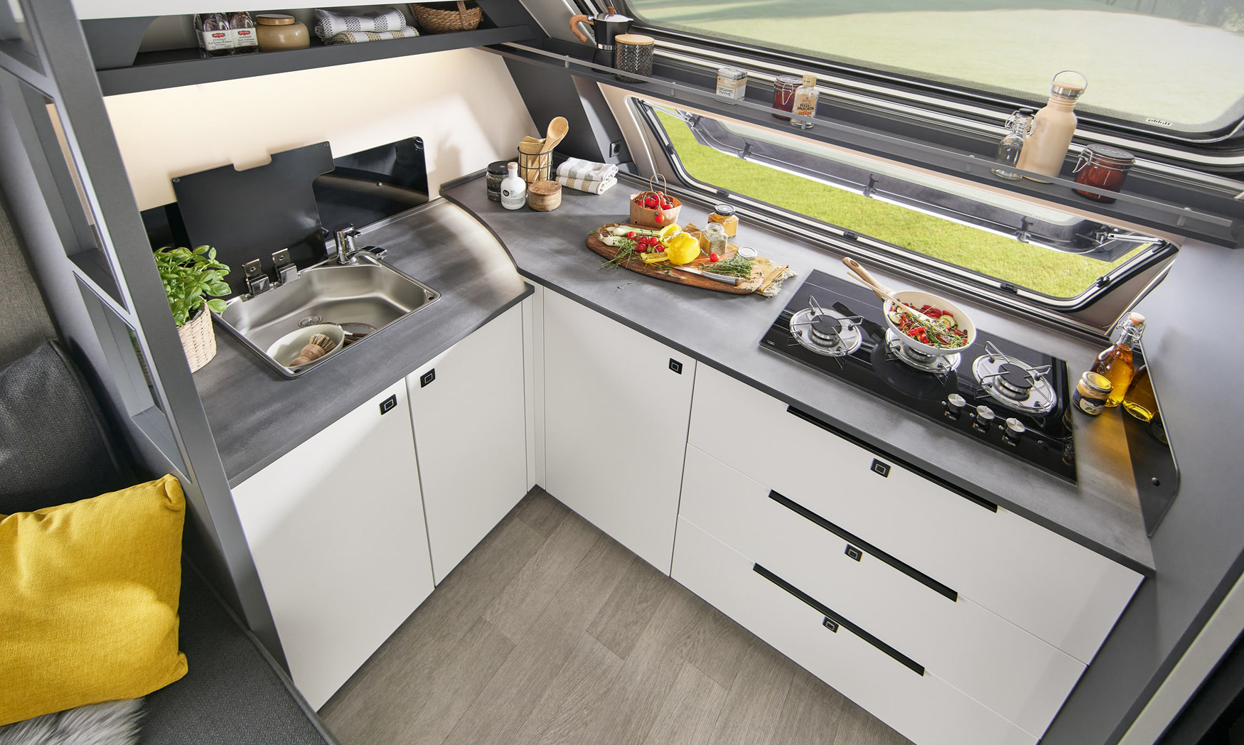 Hobby Maxia 660 WQM Model 2023 - Cannenburg Caravans en Campers | De ...