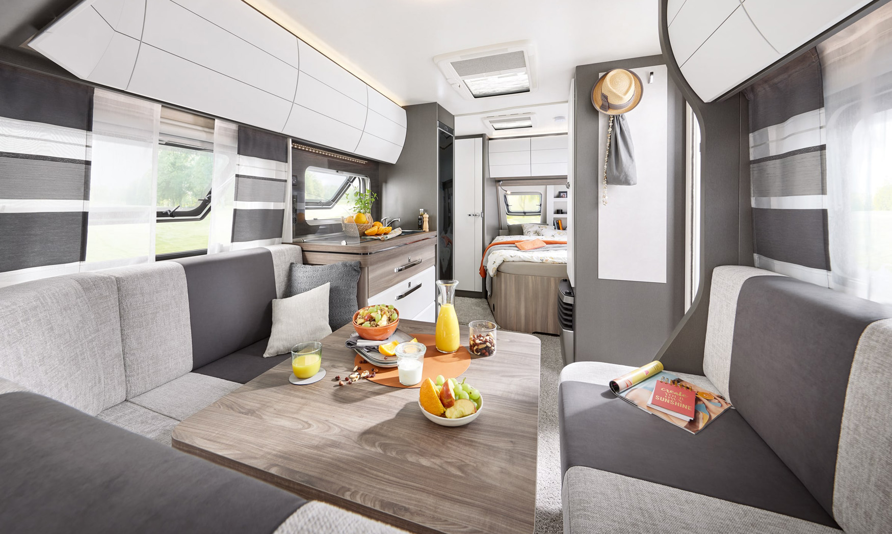 Hobby Excellent Edition 460 UFe Model 2023 - Cannenburg Caravans en ...