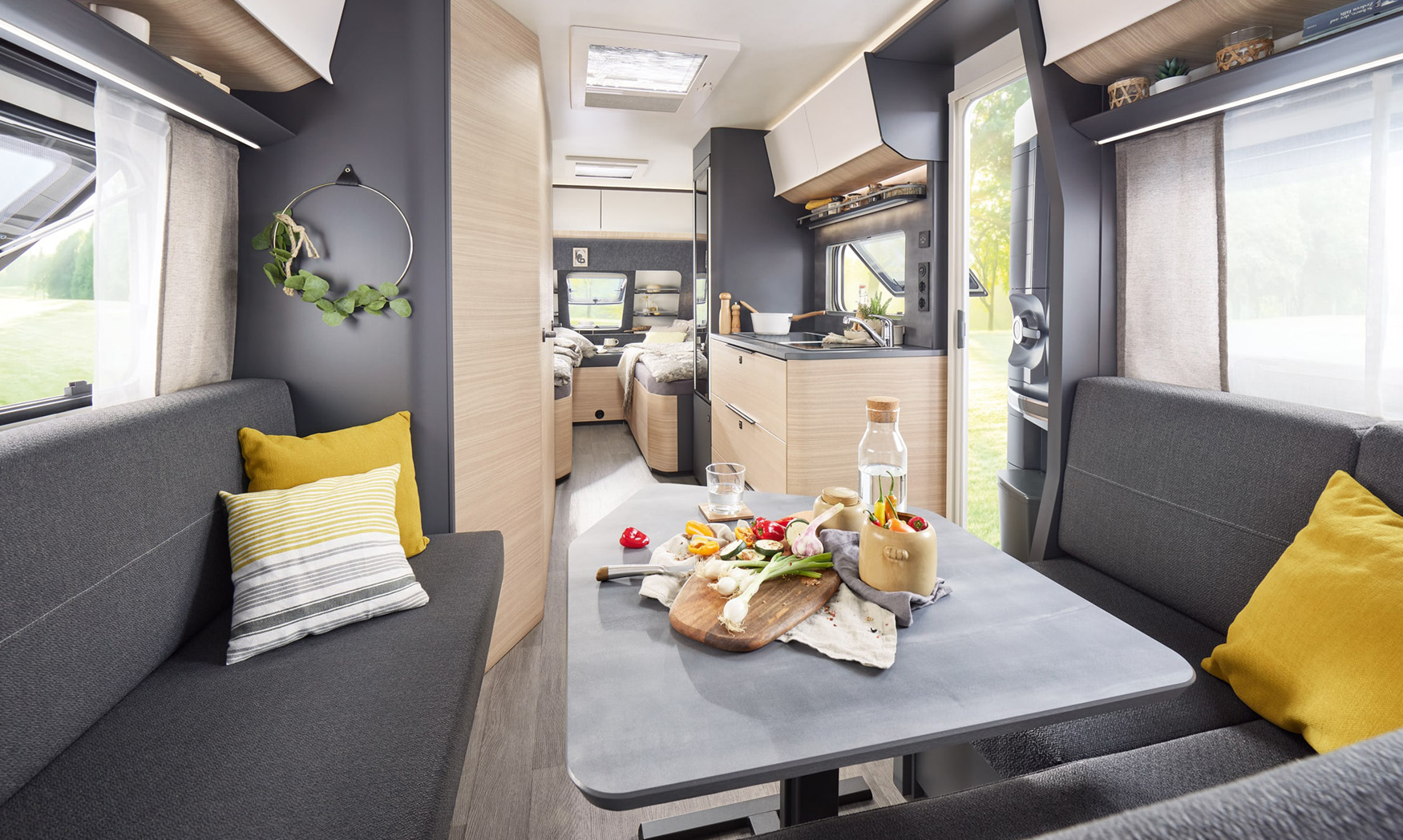 Hobby Maxia 495 UL Model 2023 - Cannenburg Caravans en Campers | De ...