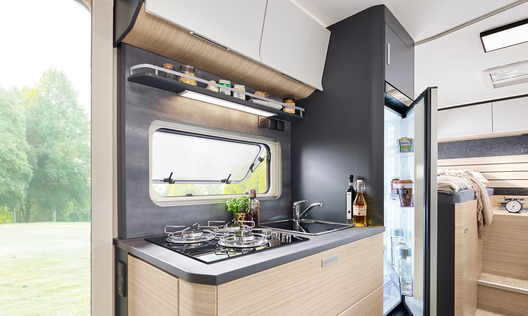 Hobby Optima De Luxe T65 GE Model 2023 - Cannenburg Caravans en Campers ...