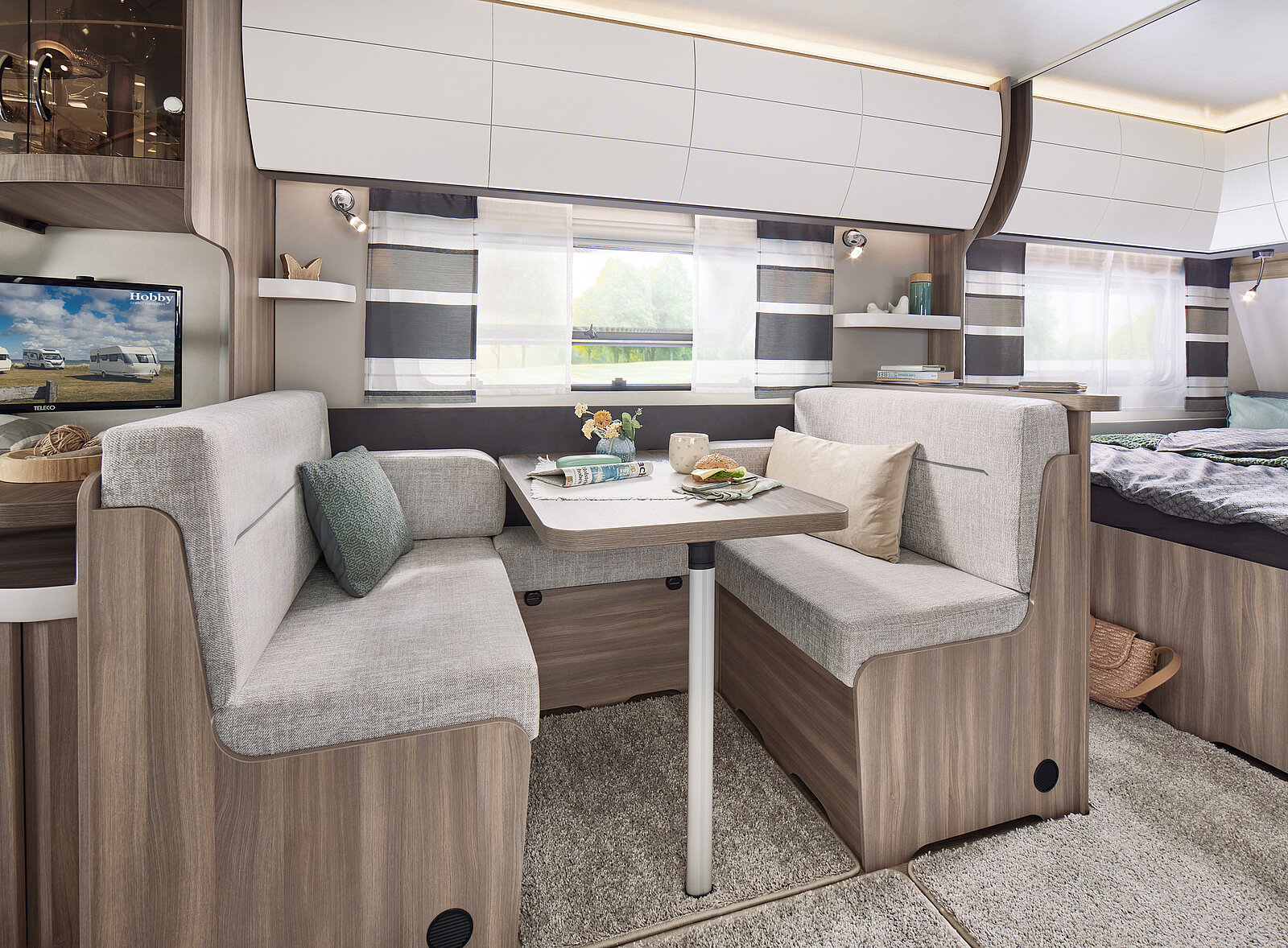 Hobby Excellent Edition 650 UMFe model 2024 caravan - Cannenburg Caravans en Campers | De ...