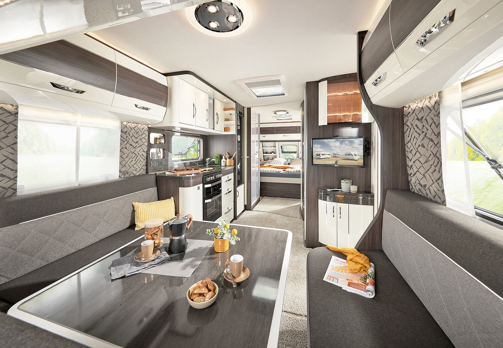 Hobby Prestige 650 UFf Model 2024 caravan - Cannenburg Caravans en ...